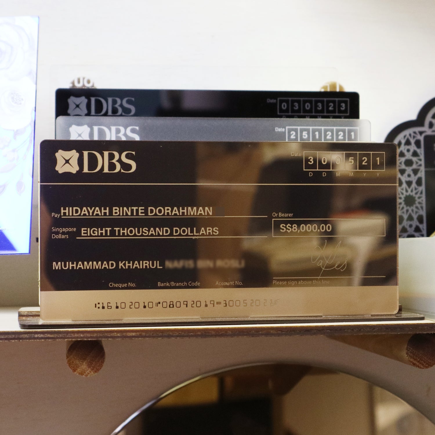 Prize Presentation Mock- up Cheque - Mirror Acrylic – Clik Clok